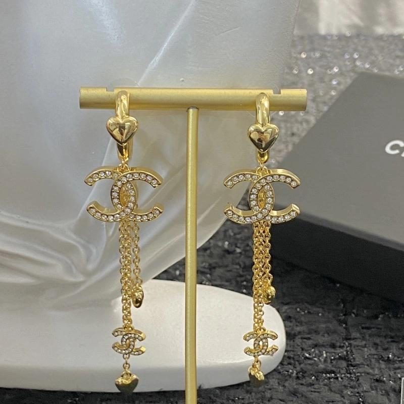 Top match Chanel Earrings