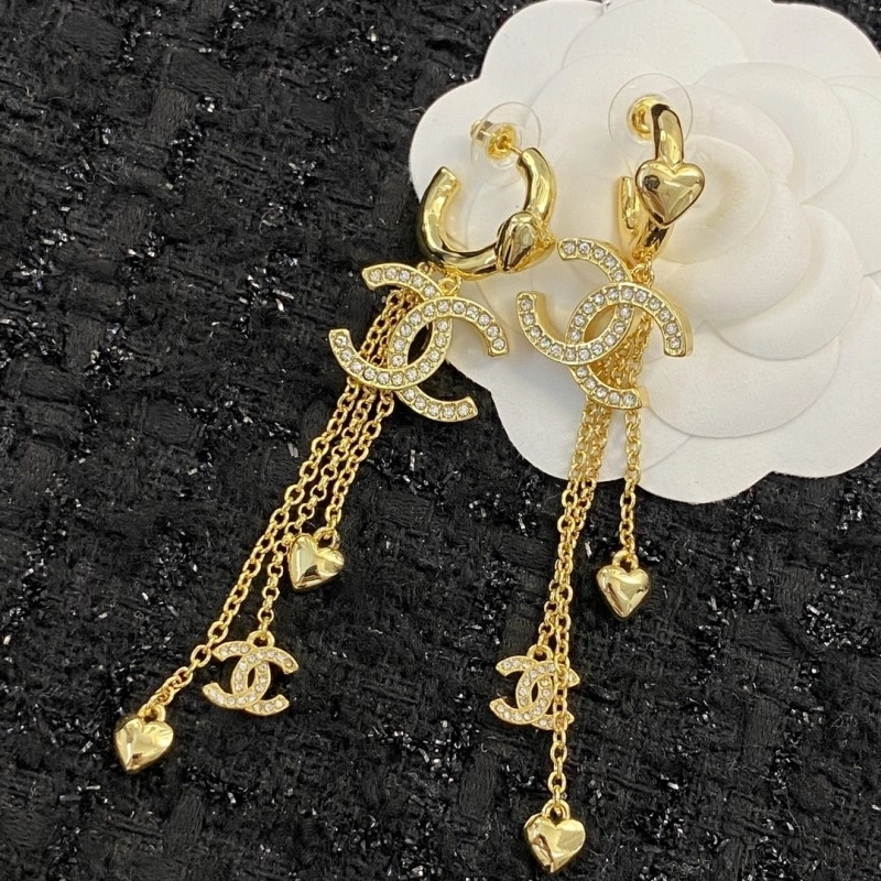 Top match Chanel Earrings