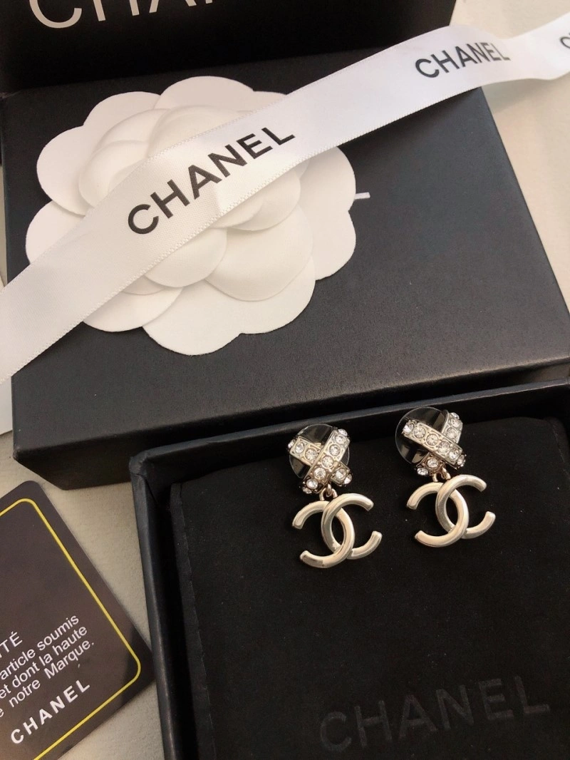 Low-cost Chanel Earrings