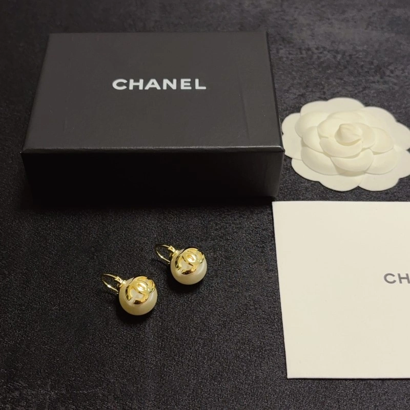 Discounted Chanel Earrings