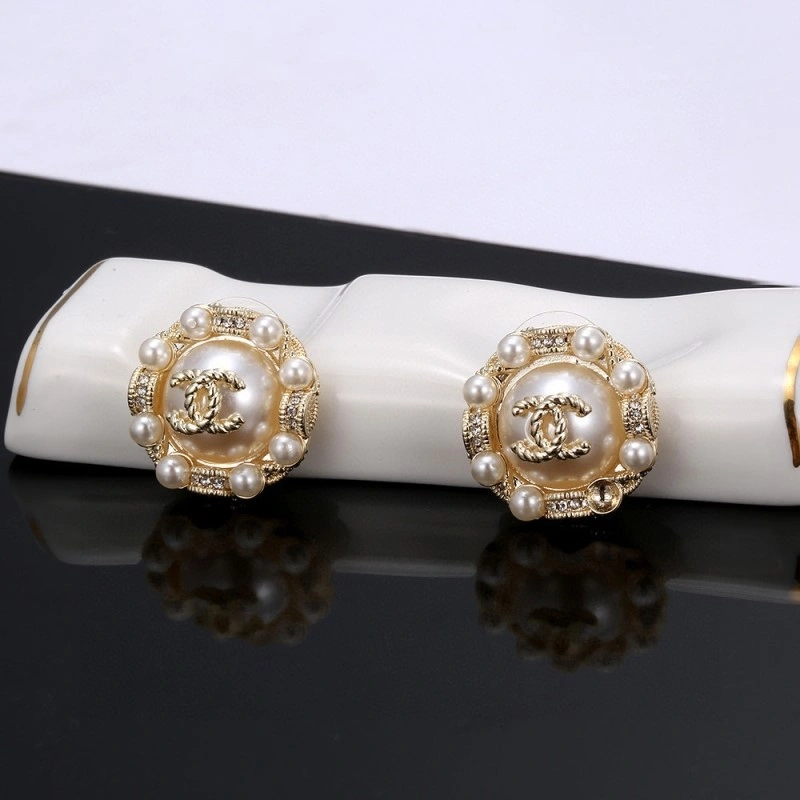 High accuracy Chanel Earrings