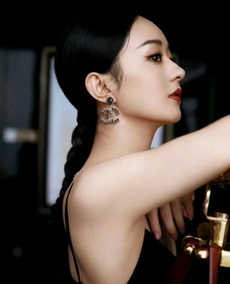 Top match Chanel Earrings