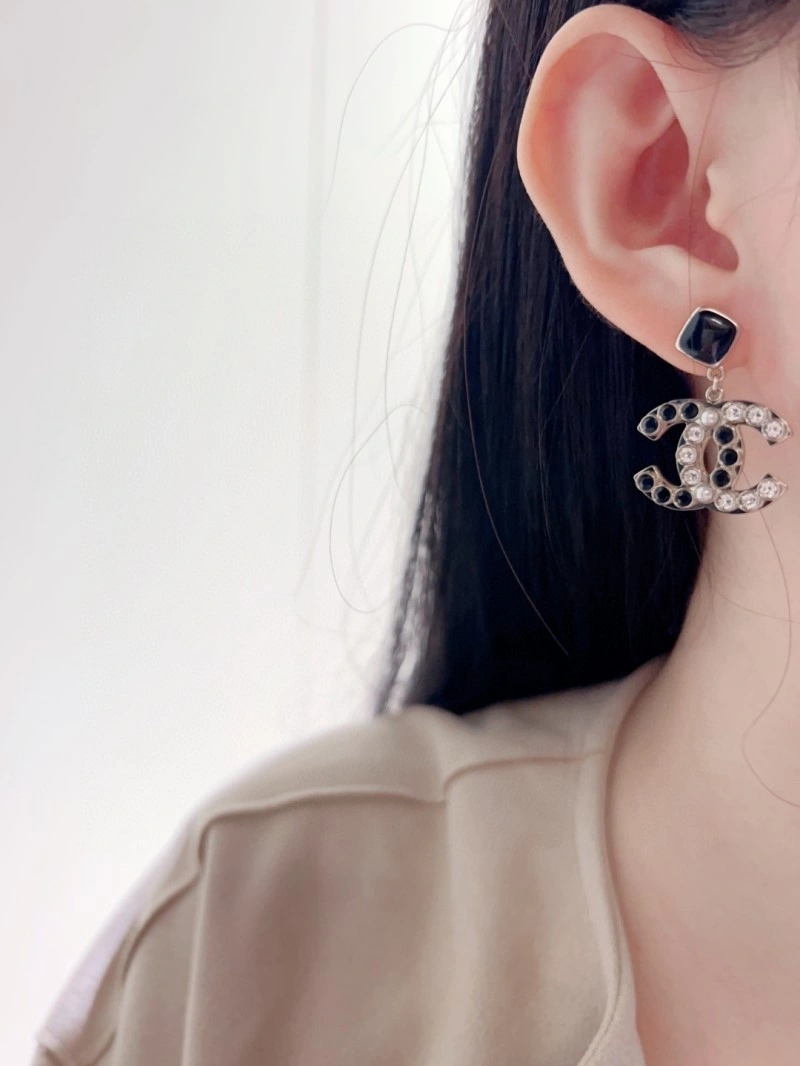 Top match Chanel Earrings