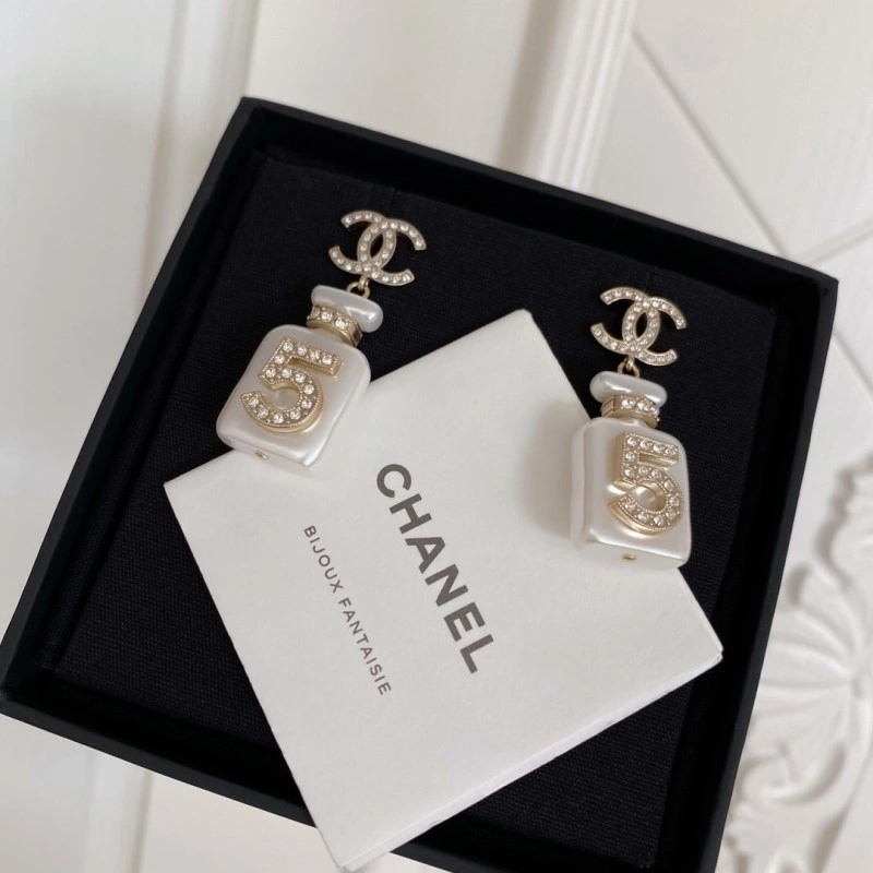 Low-cost Chanel Earrings