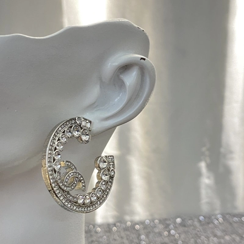 Top match Chanel Earrings