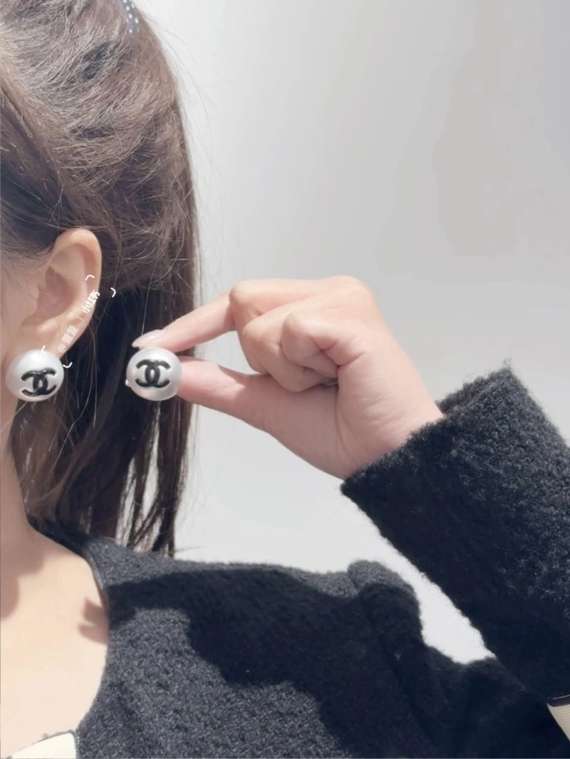Perfect replica Chanel Earrings