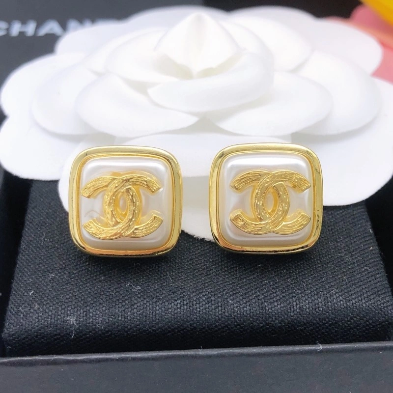 Accurate model Chanel Earrings