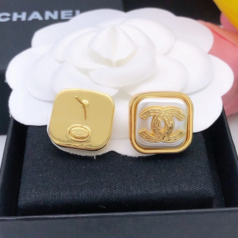 Accurate model Chanel Earrings