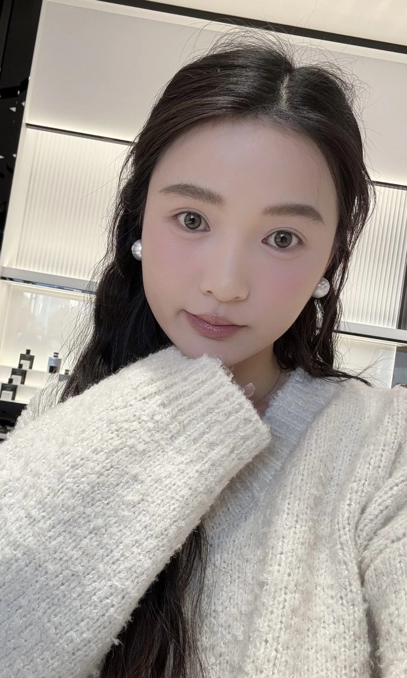 Top mirror Chanel Earrings