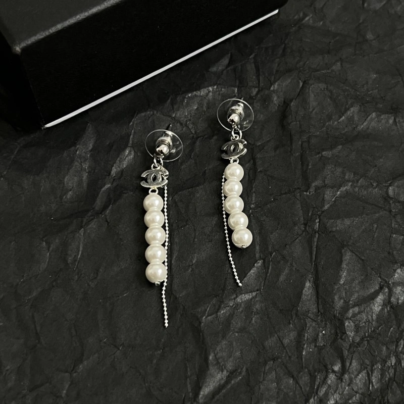 High accuracy Chanel Earrings