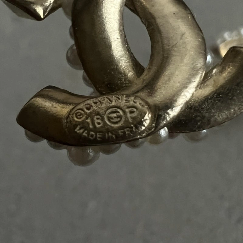 High fidelity Chanel Earrings