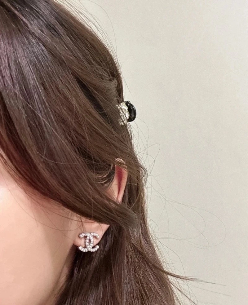 High fidelity Chanel Earrings