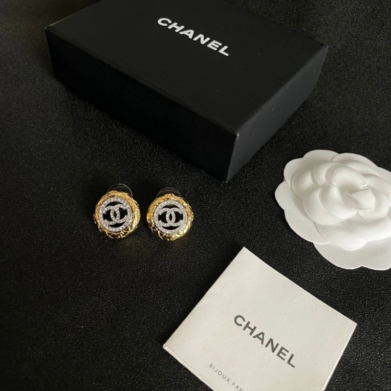 Top mirror Chanel Earrings