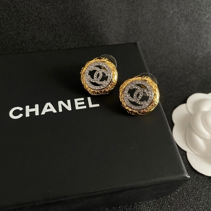 Top mirror Chanel Earrings