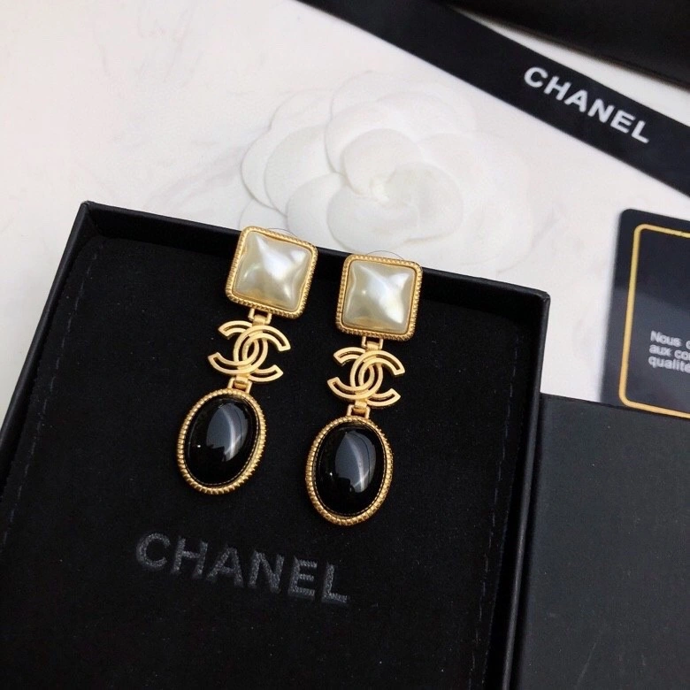 Accurate model Chanel Earrings