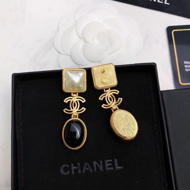 Accurate model Chanel Earrings