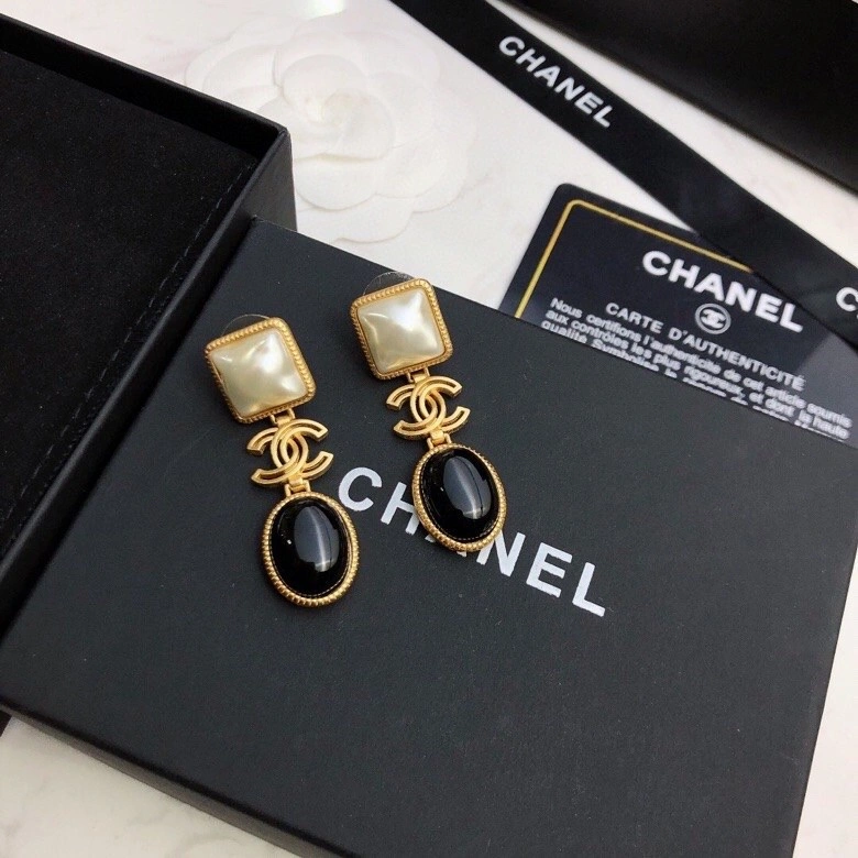 Accurate model Chanel Earrings