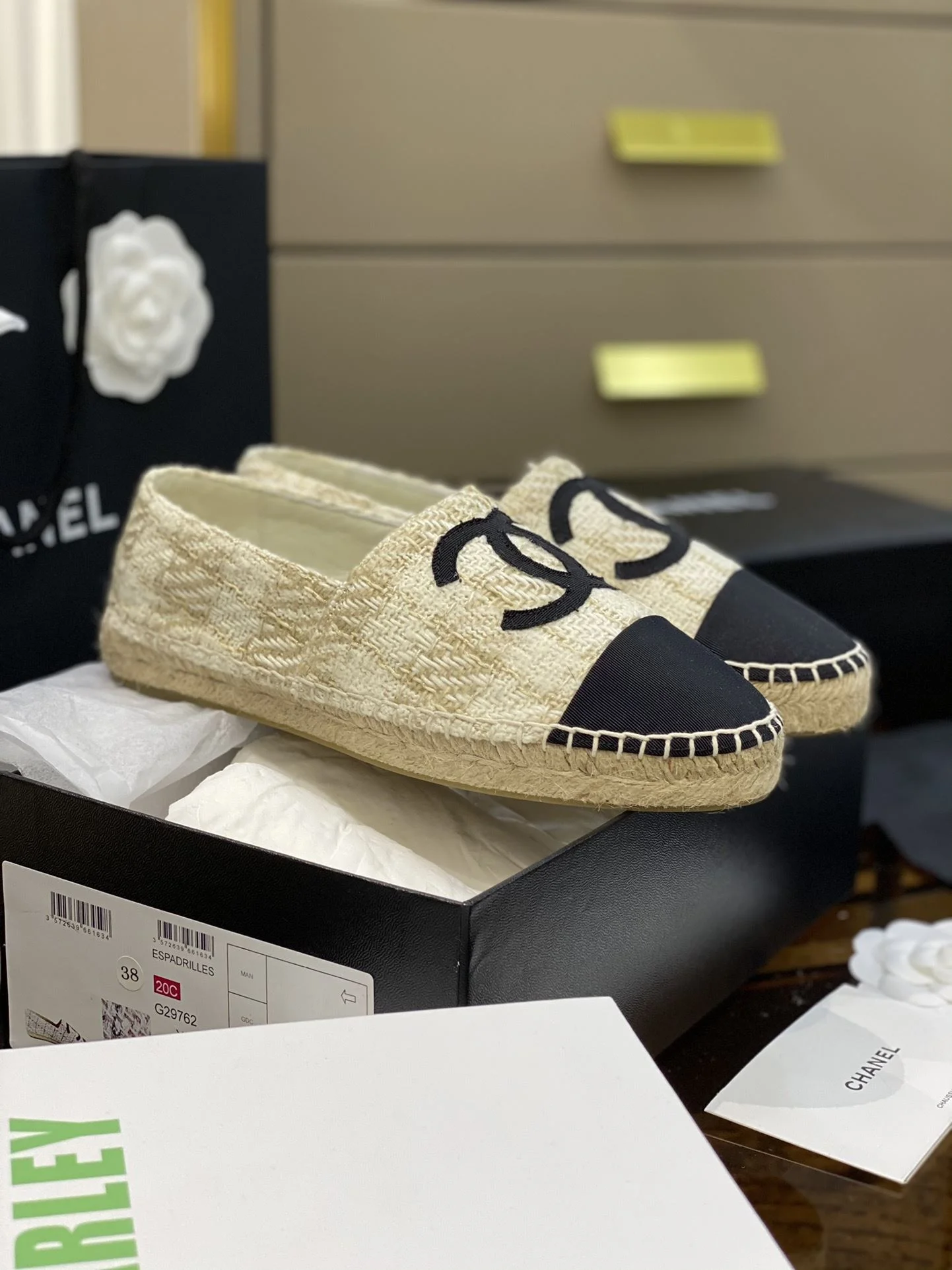Accurate model Chanel Fishermans Shoes