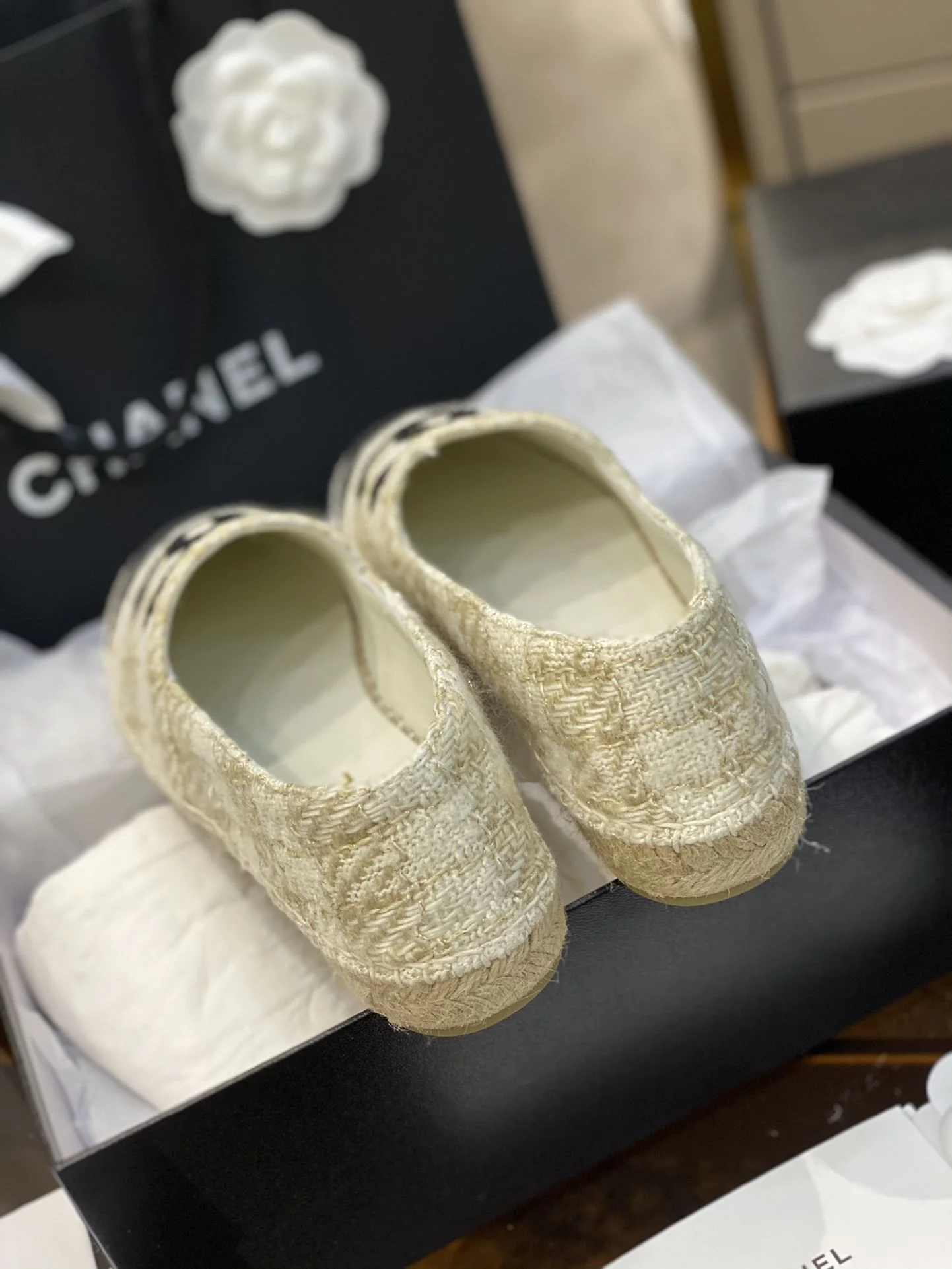 Accurate model Chanel Fishermans Shoes