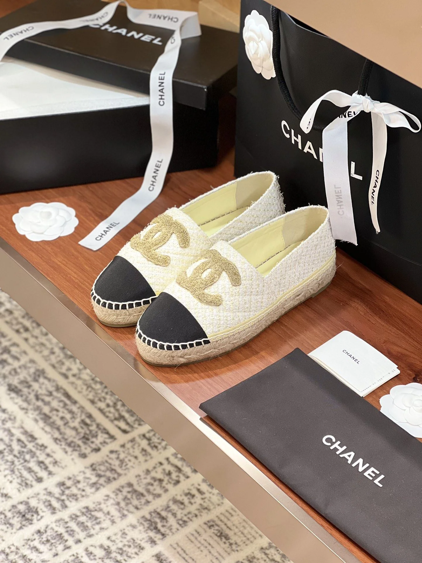 Brand-original Chanel Fishermans Shoes