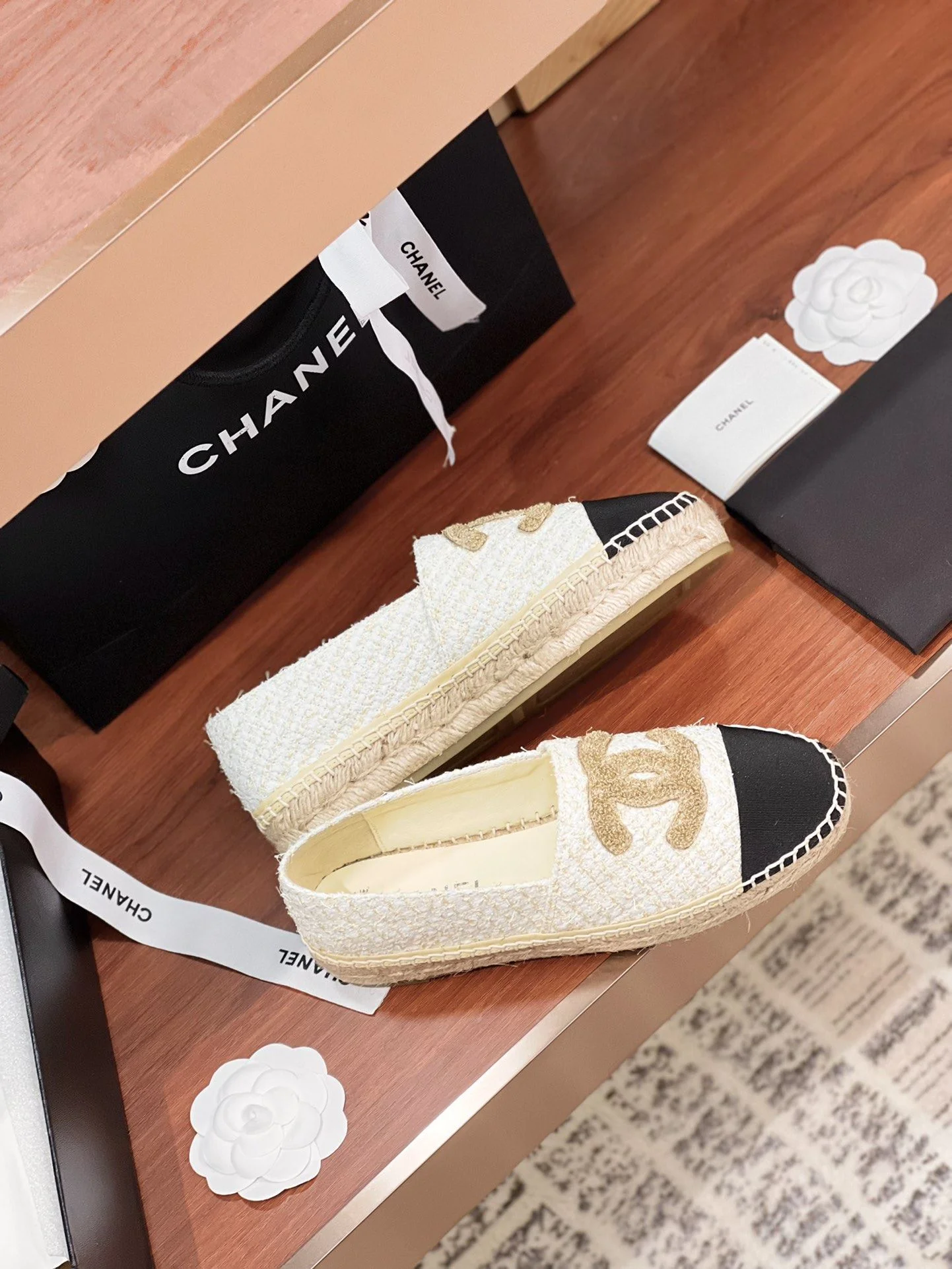 Brand-original Chanel Fishermans Shoes