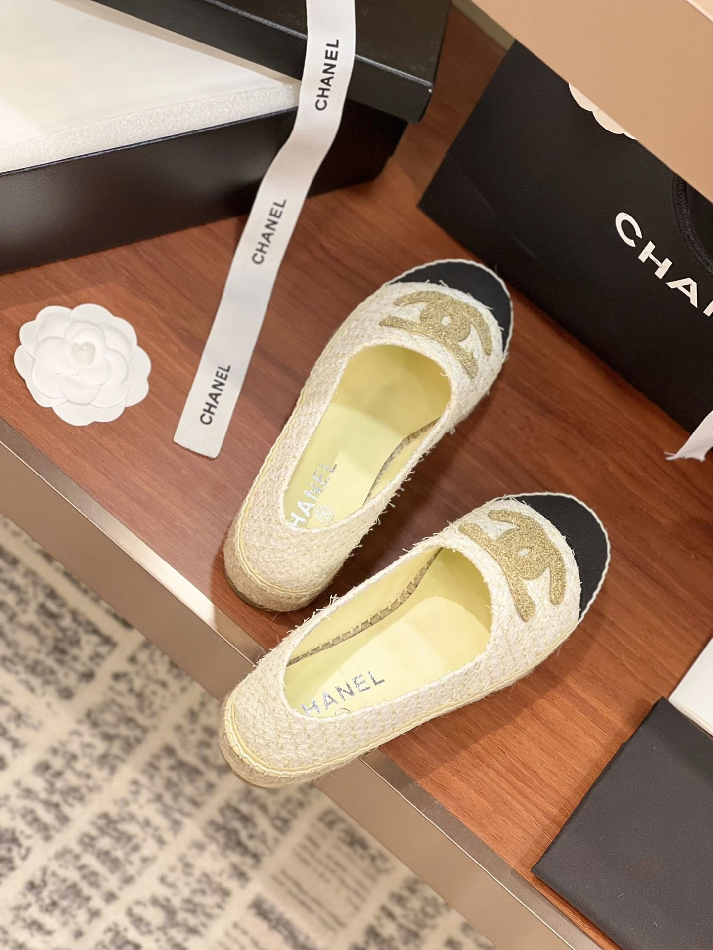 Brand-original Chanel Fishermans Shoes