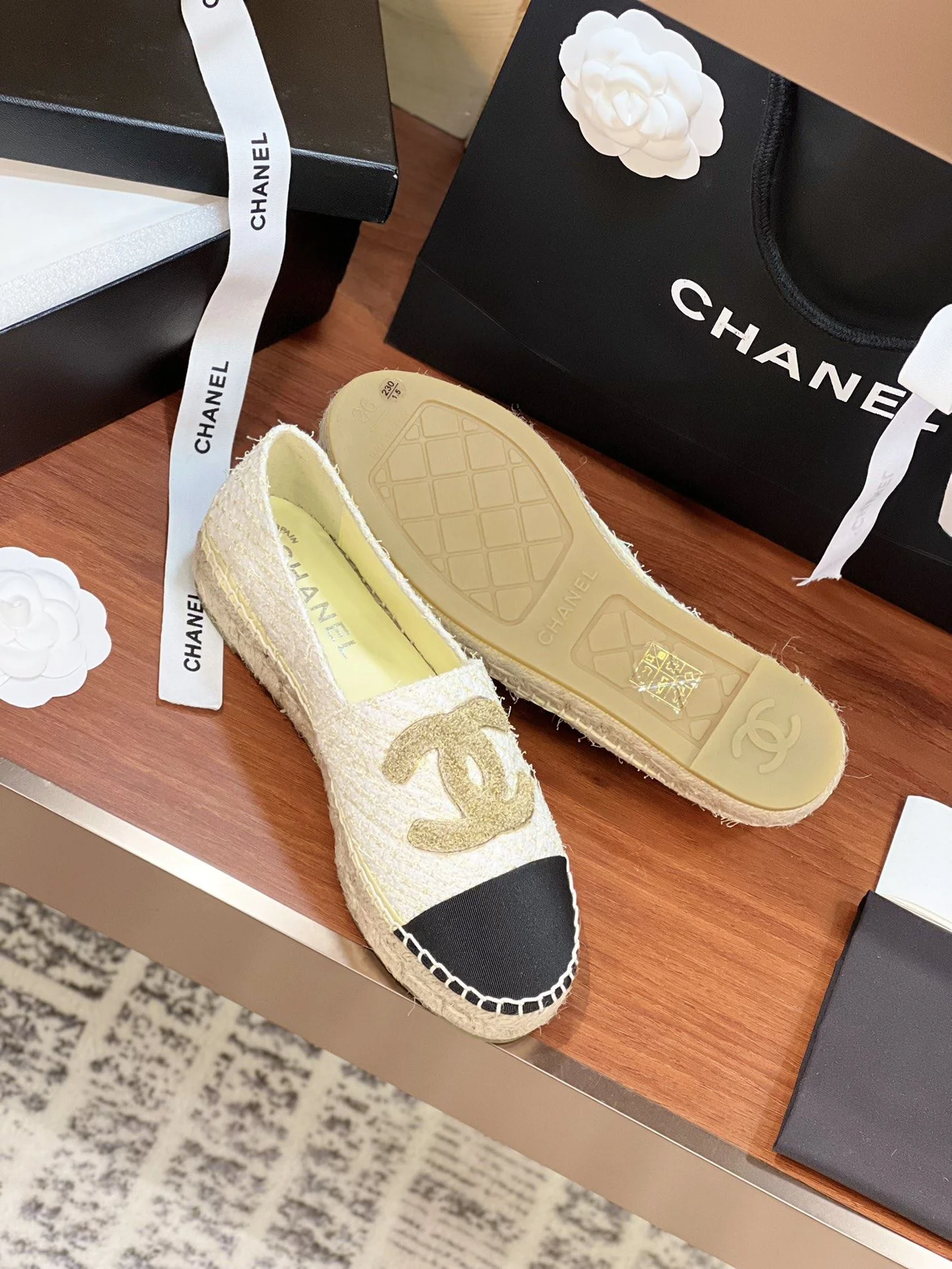 Brand-original Chanel Fishermans Shoes