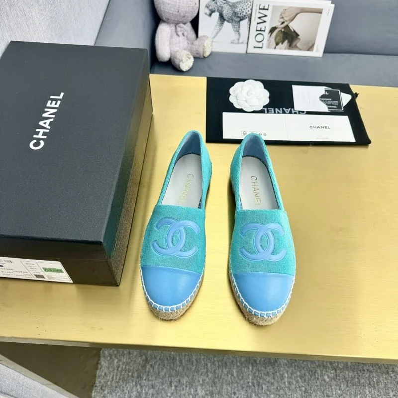Top mirror Chanel Fishermans Shoes