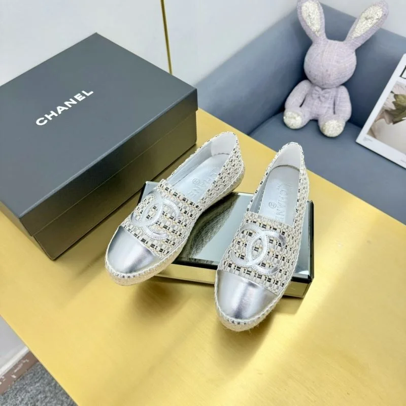 Top mirror Chanel Fishermans Shoes