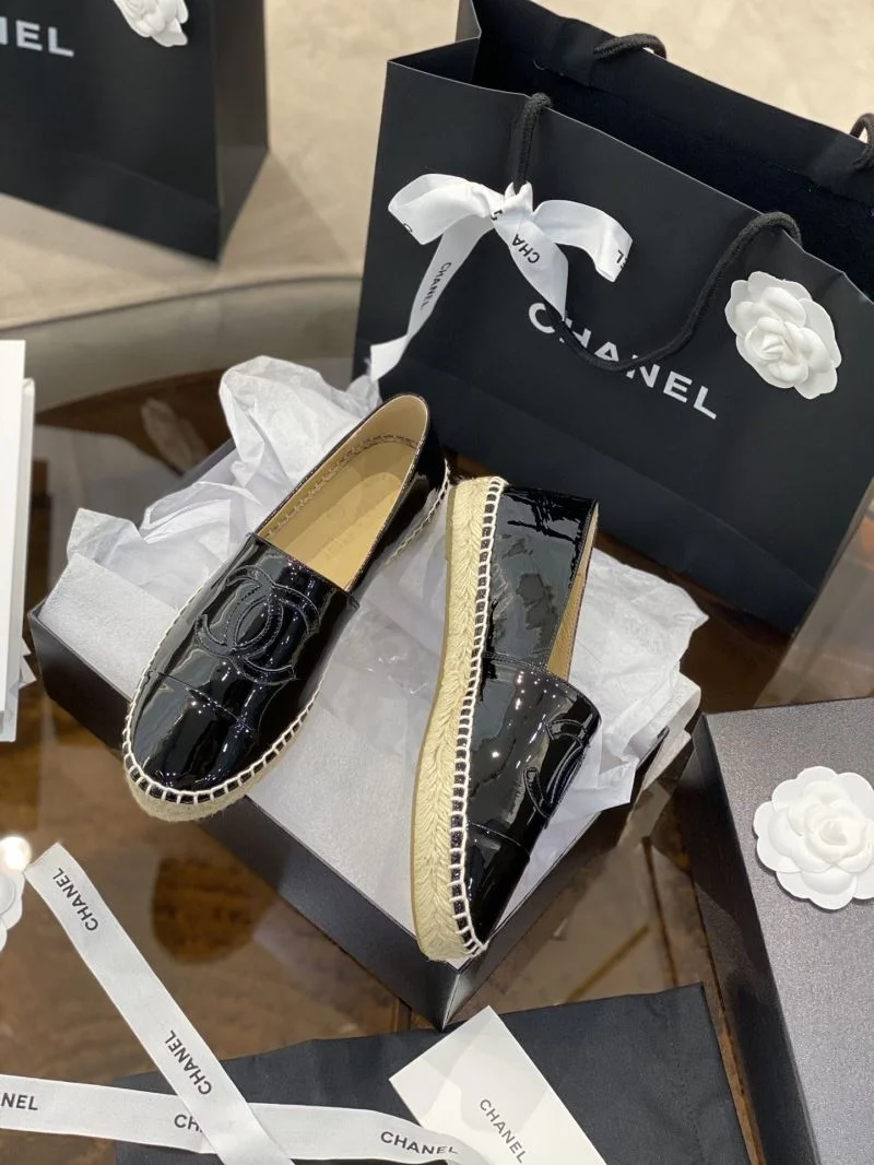 Brand-authenticated Chanel Fishermans Shoes