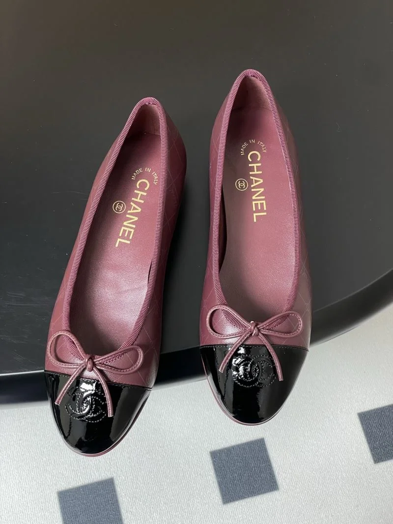 Top mirror Chanel Flat Shoes
