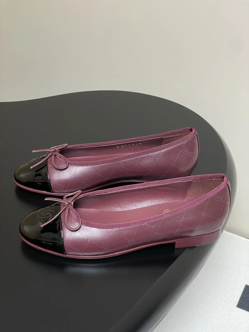 Top mirror Chanel Flat Shoes
