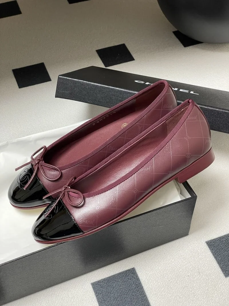 Top mirror Chanel Flat Shoes