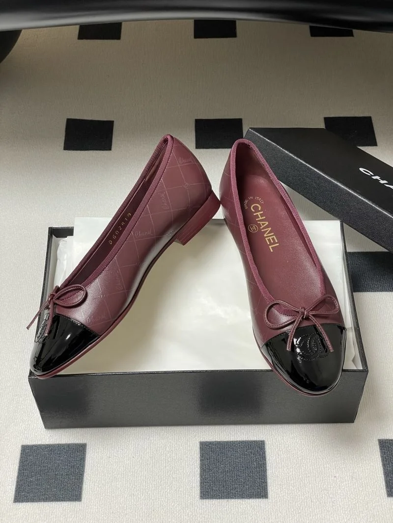 Top mirror Chanel Flat Shoes
