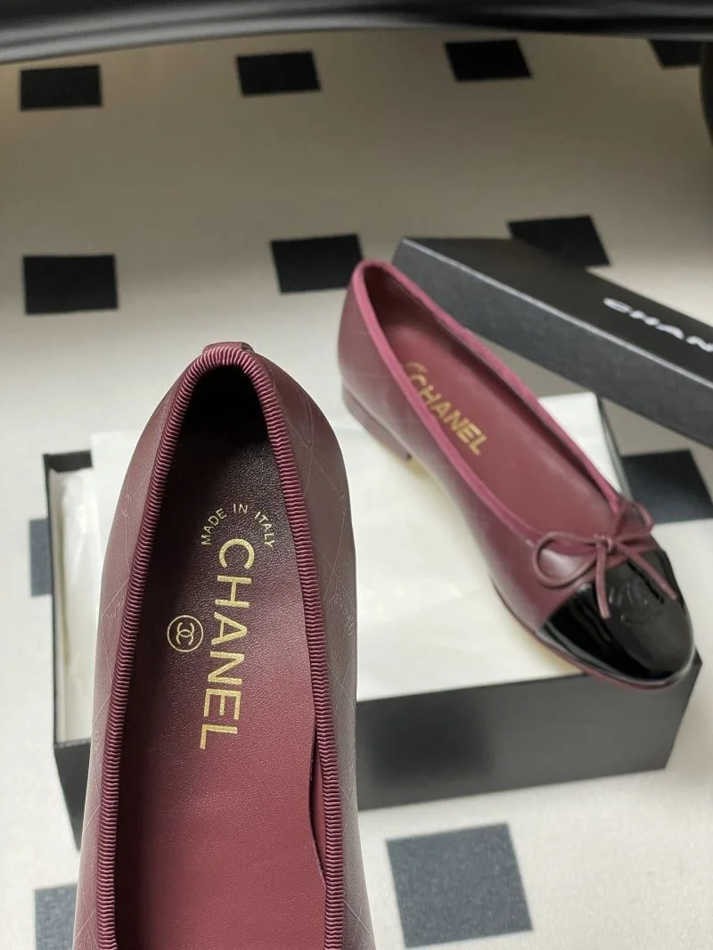 Top mirror Chanel Flat Shoes