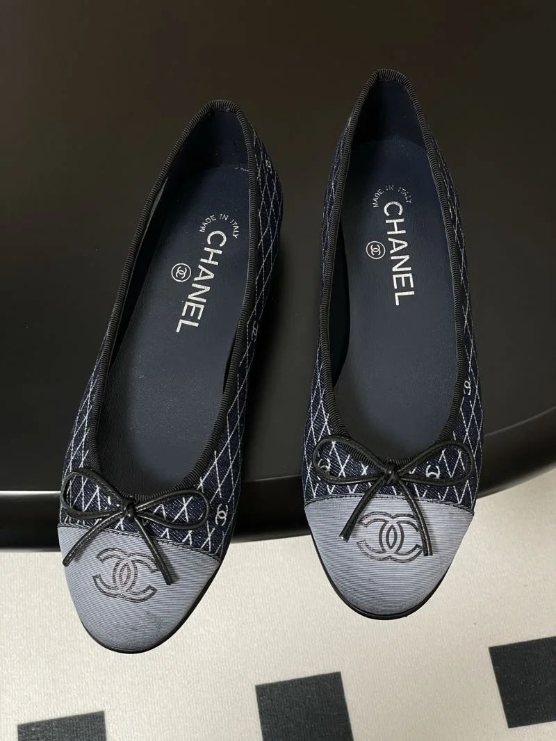 Low-cost Chanel Flat Shoes