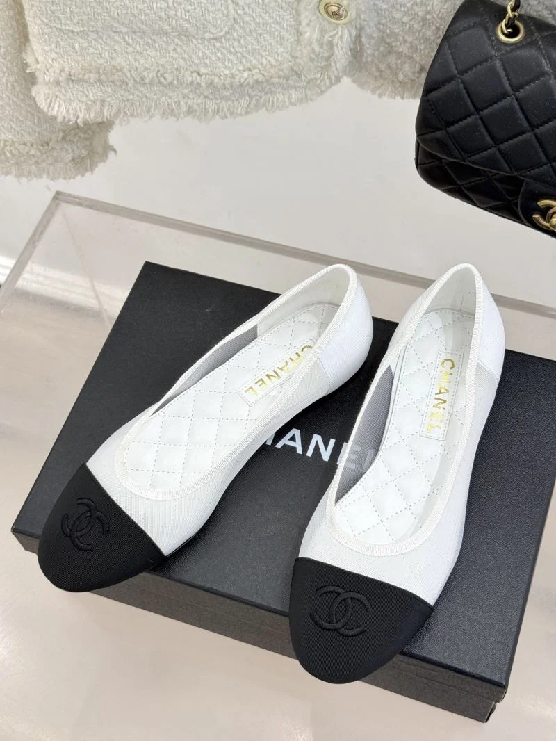 Top mirror Chanel Flat Shoes