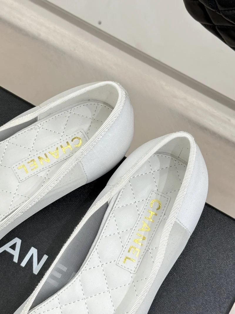 Top mirror Chanel Flat Shoes