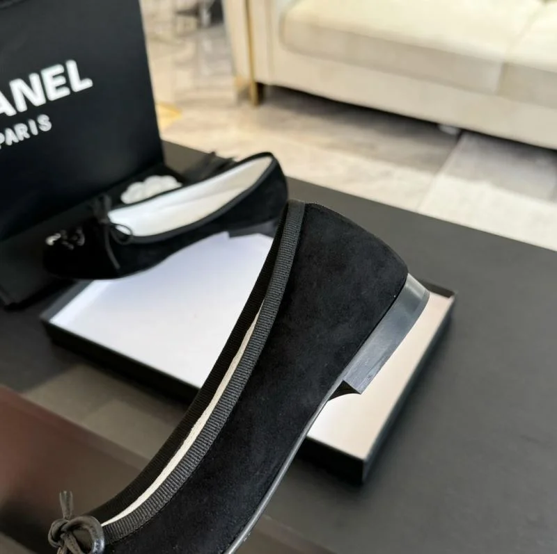 Brand-original Chanel Flat Shoes