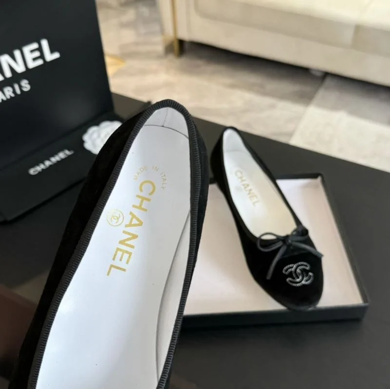 Brand-original Chanel Flat Shoes