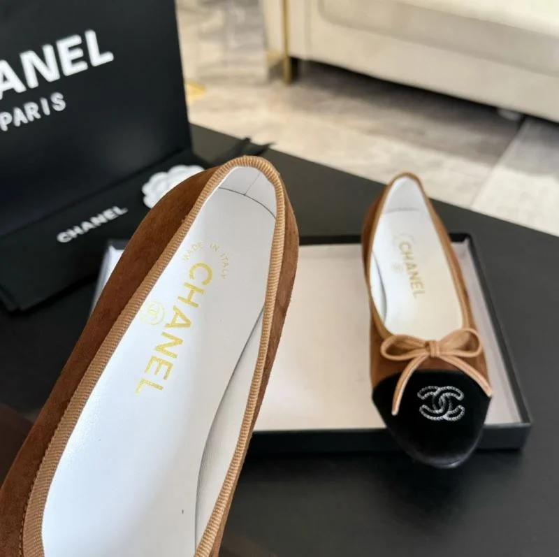 Brand-authenticated Chanel Flat Shoes