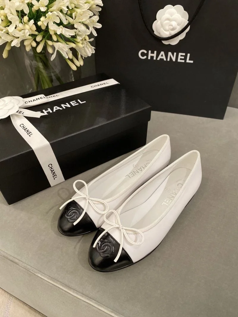 Brand-authenticated Chanel Flat Shoes