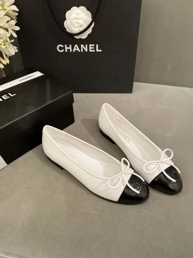 Brand-authenticated Chanel Flat Shoes