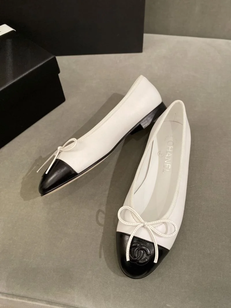 Brand-authenticated Chanel Flat Shoes