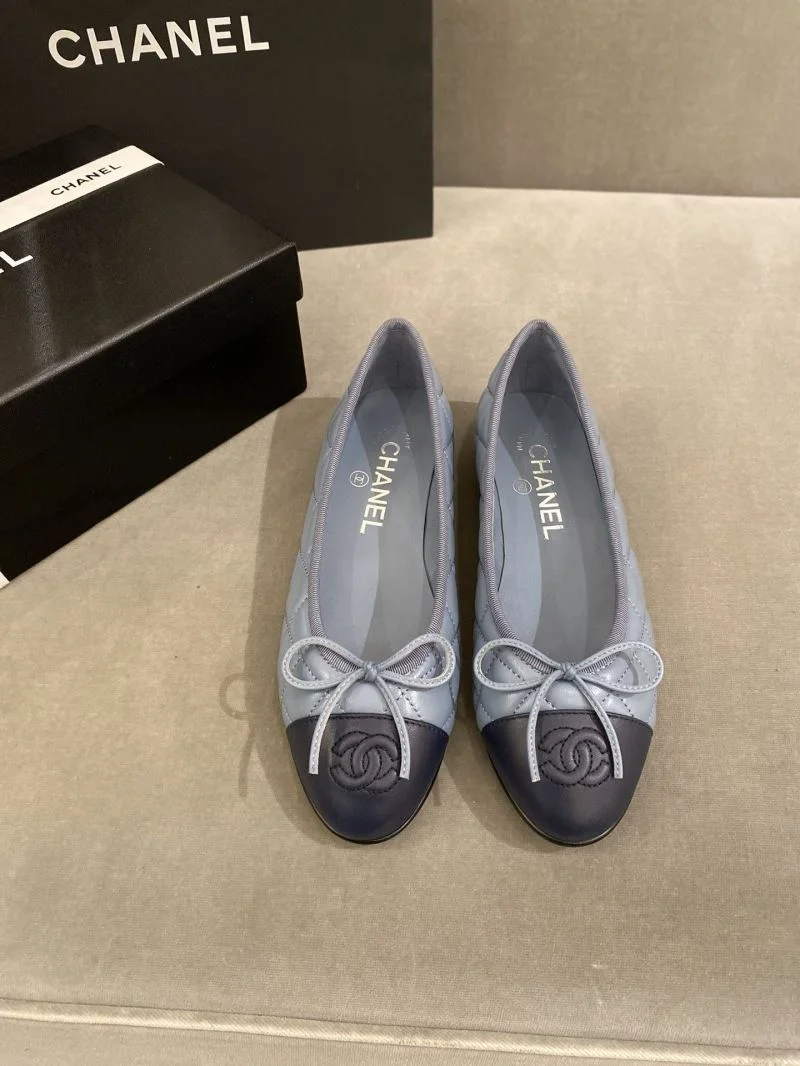 Bargain Chanel Flat Shoes