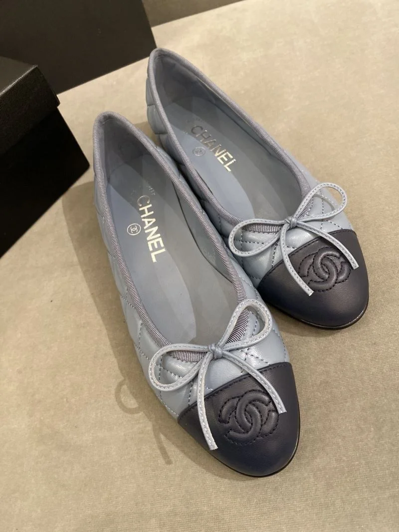 Bargain Chanel Flat Shoes