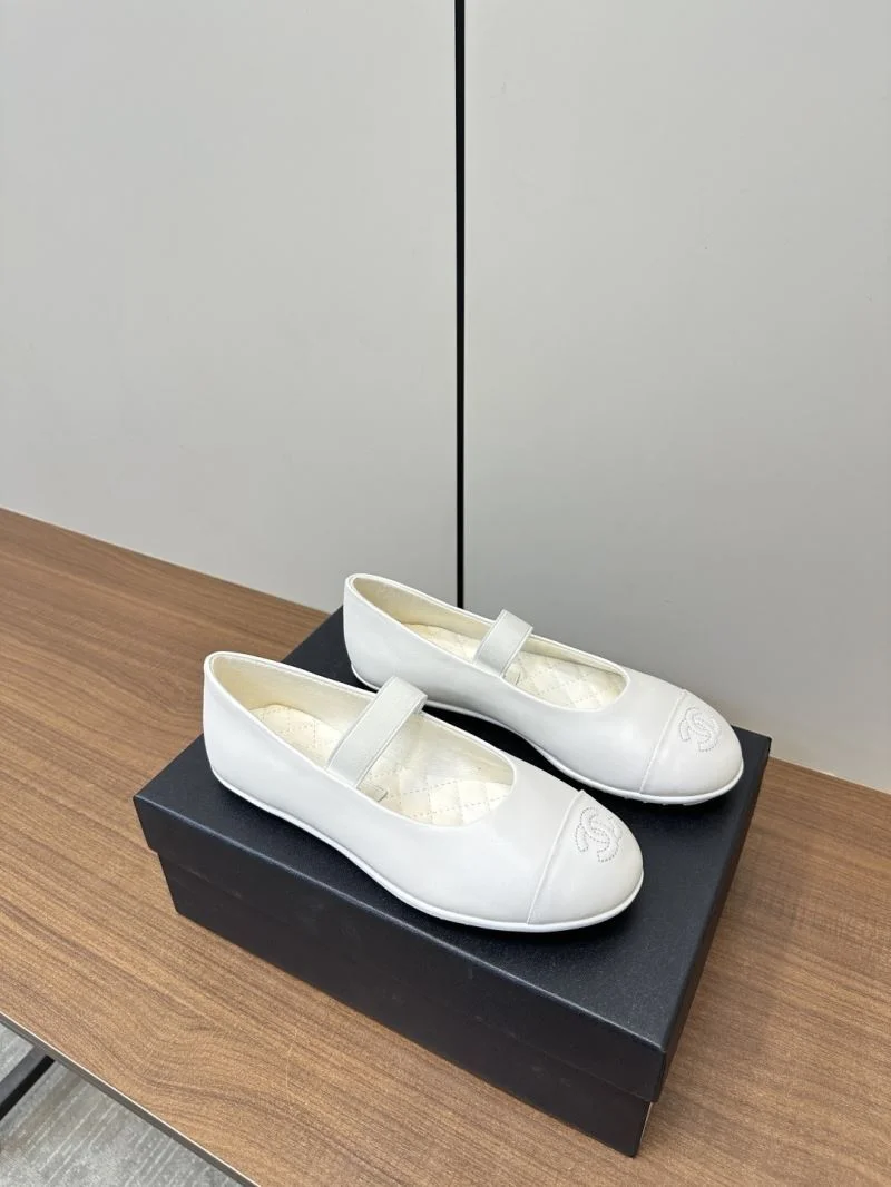 Brand-authenticated Chanel Flat Shoes