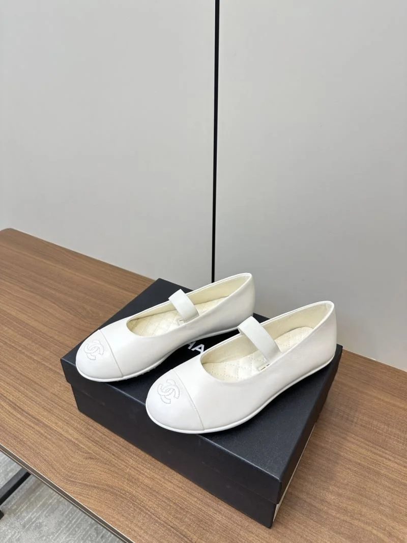 Brand-authenticated Chanel Flat Shoes