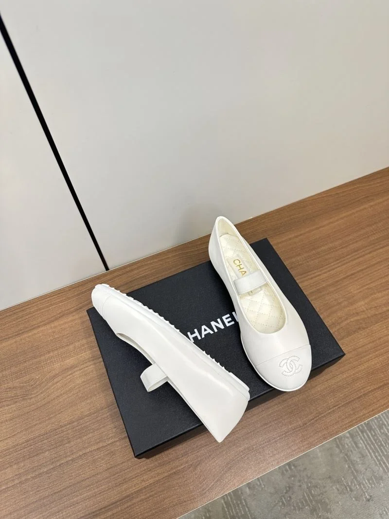 Brand-authenticated Chanel Flat Shoes