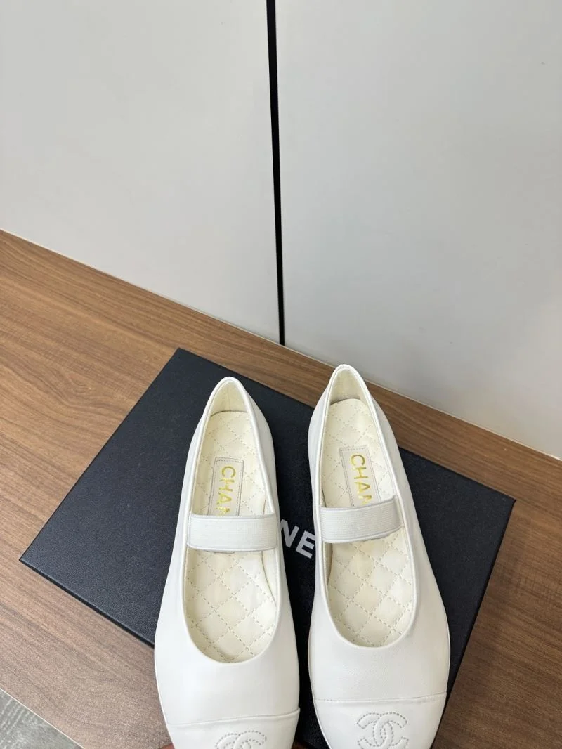 Brand-authenticated Chanel Flat Shoes